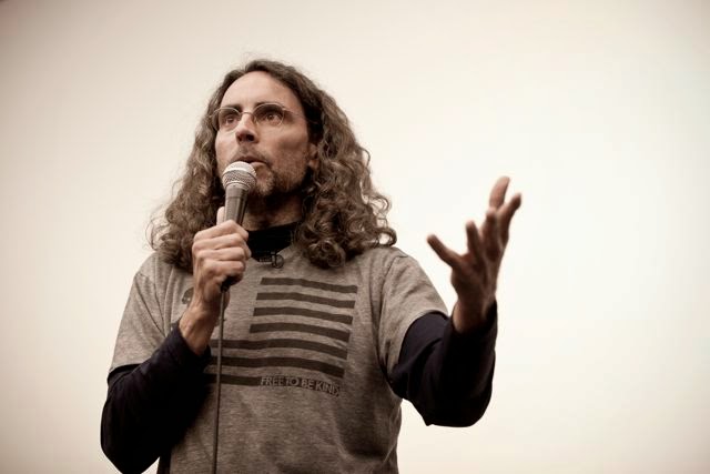 Tom Shadyac’tan “I AM” The Documentary • theMagger
