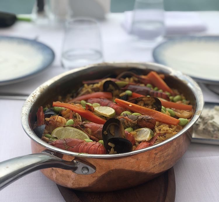 Ringa Seafood: Kuruçeşme’de Balık ve Denize Dair • theMagger