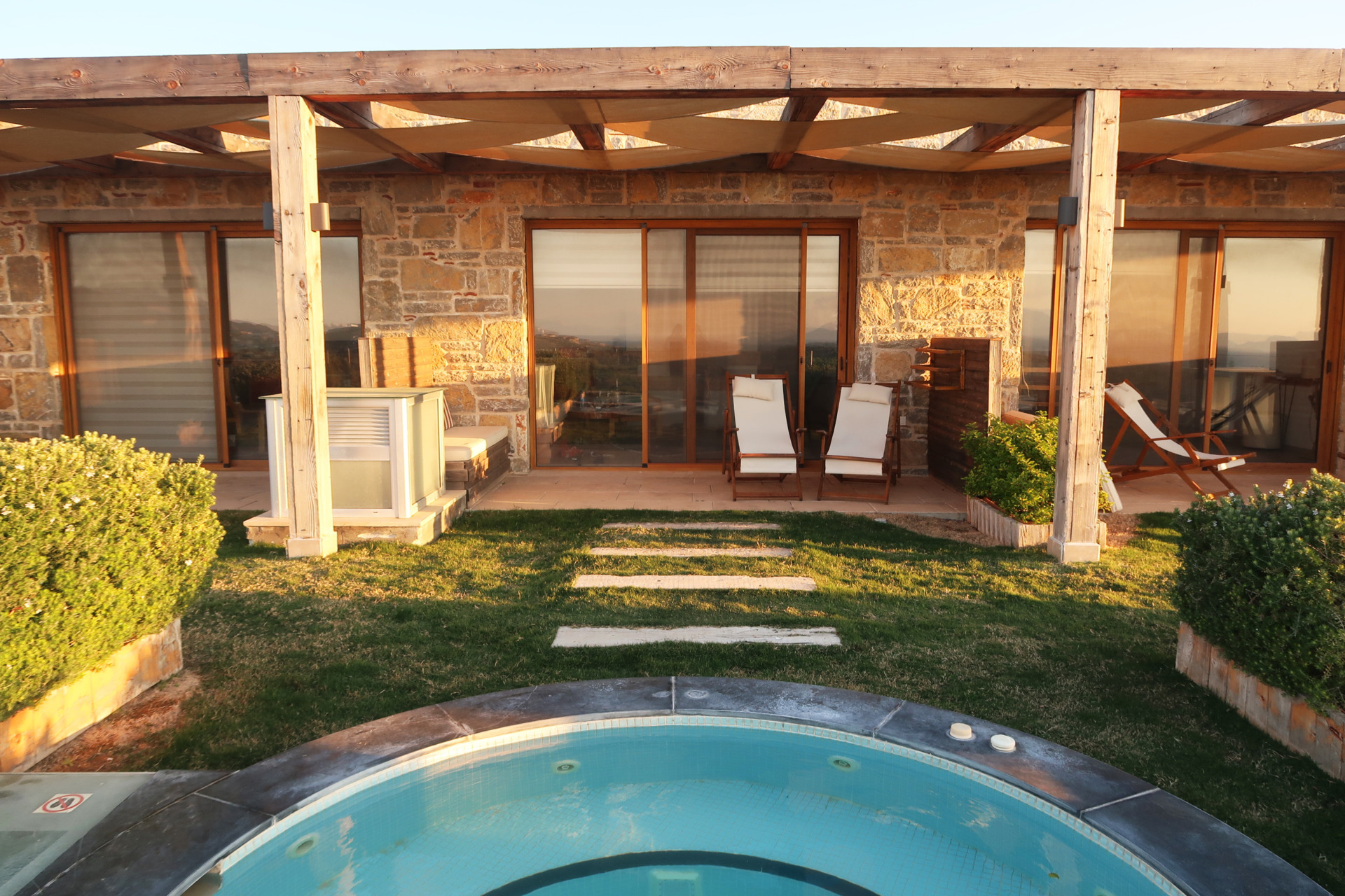 Datça Vineyard: Bağların Arasında Bir Huzur Noktası • theMagger
