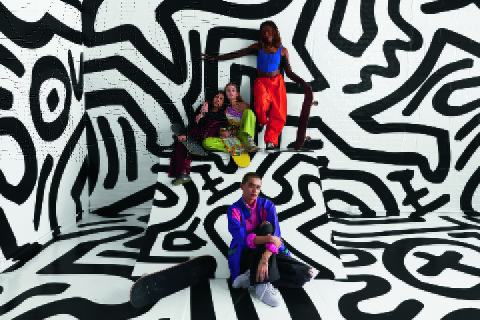 Sanatı Üzerimizde Taşıyabilmek: Pandora x Keith Haring Koleksiyonu ...