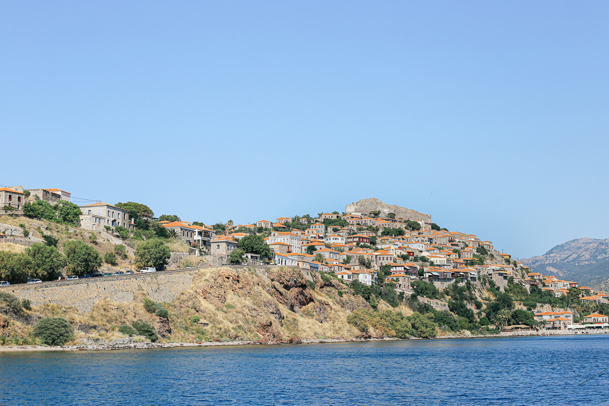 Midilli Adası’ndan Notlar: Mutluluk Hissinin Peşinde • theMagger