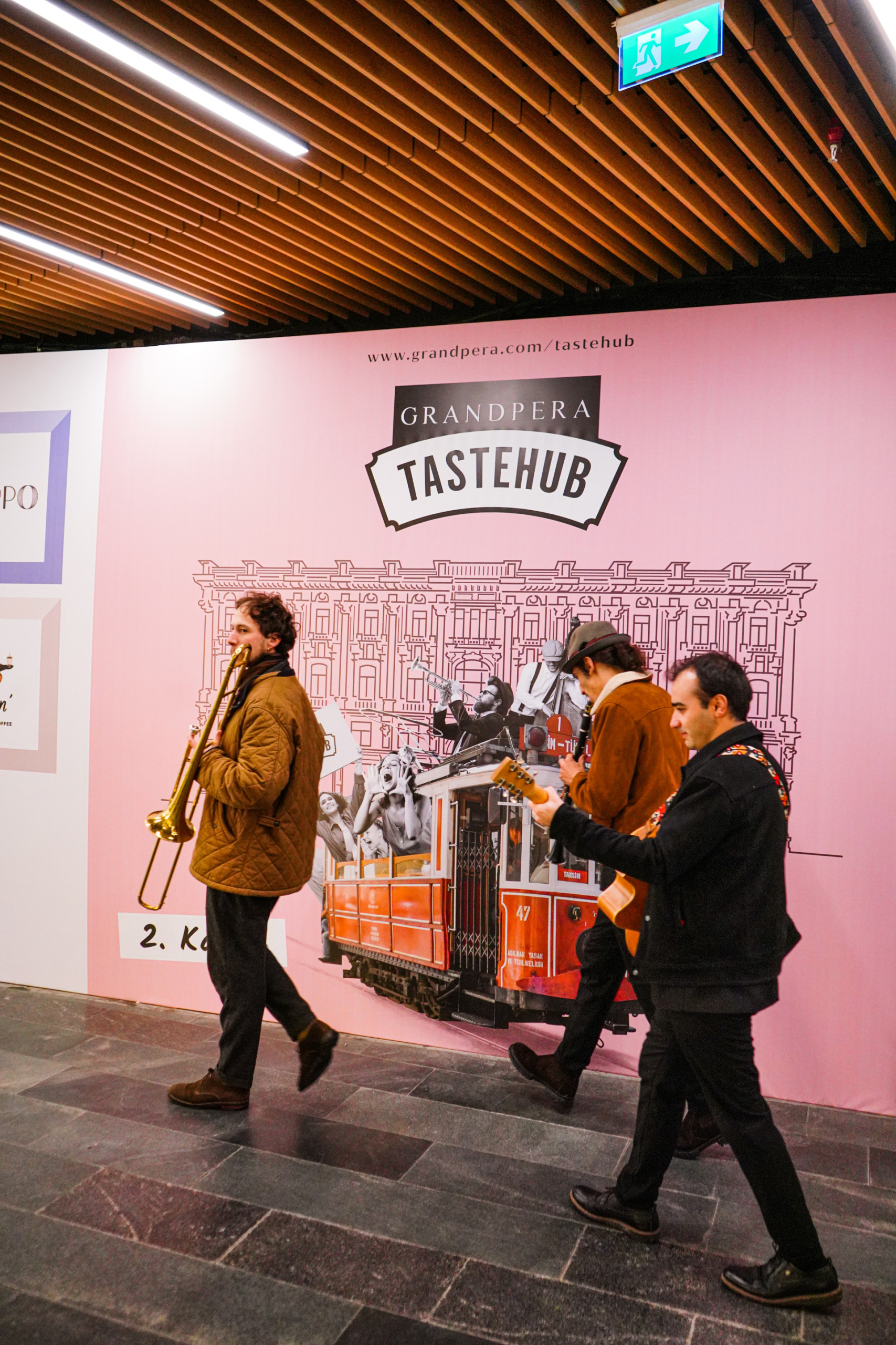 Grand Pera Taste Hub: Eski Beyoğlu Eğlencesi Yeni Adresinde! • theMagger