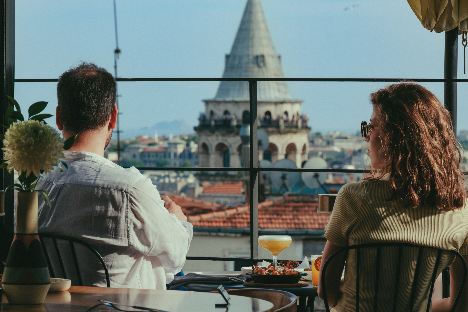 Simone İstanbul: Ambiyans ve Lezzetlerin Kusursuz Uyumu • theMagger