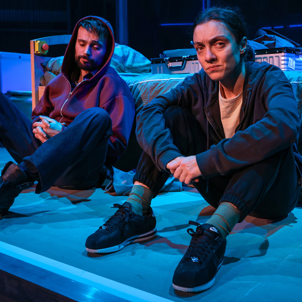 İnsanlar Mekanlar Nesneler: Bir Varoluş Savaşı • theMagger